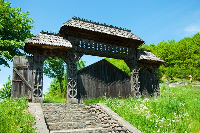 Craciun traditional Maramures - All Inclusive Travel